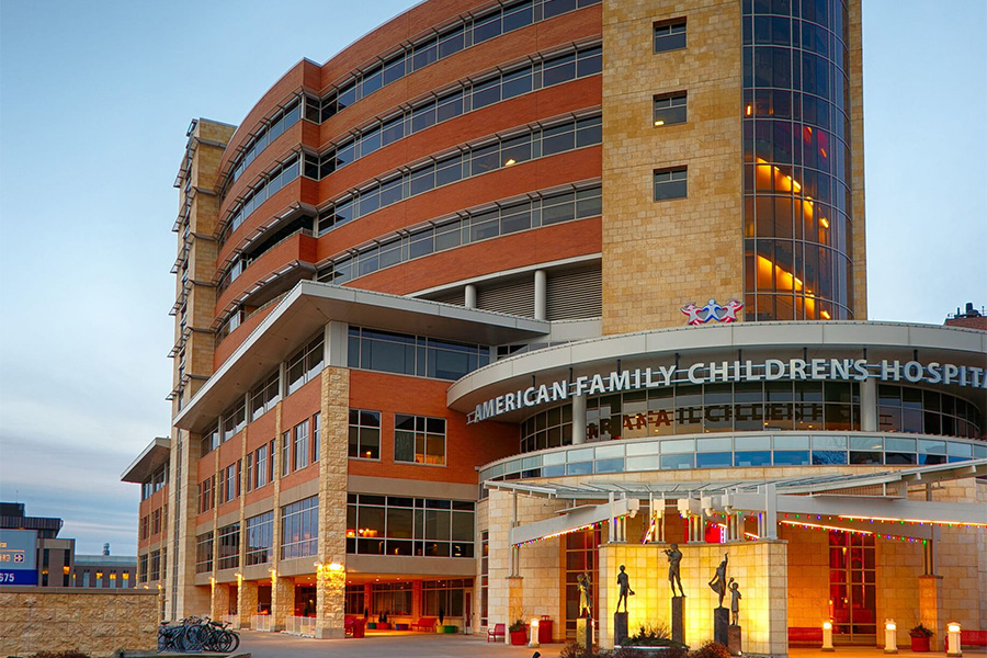 Hybrid Pediatric Ophthalmology/Adult Strabismus and Comprehensive ...